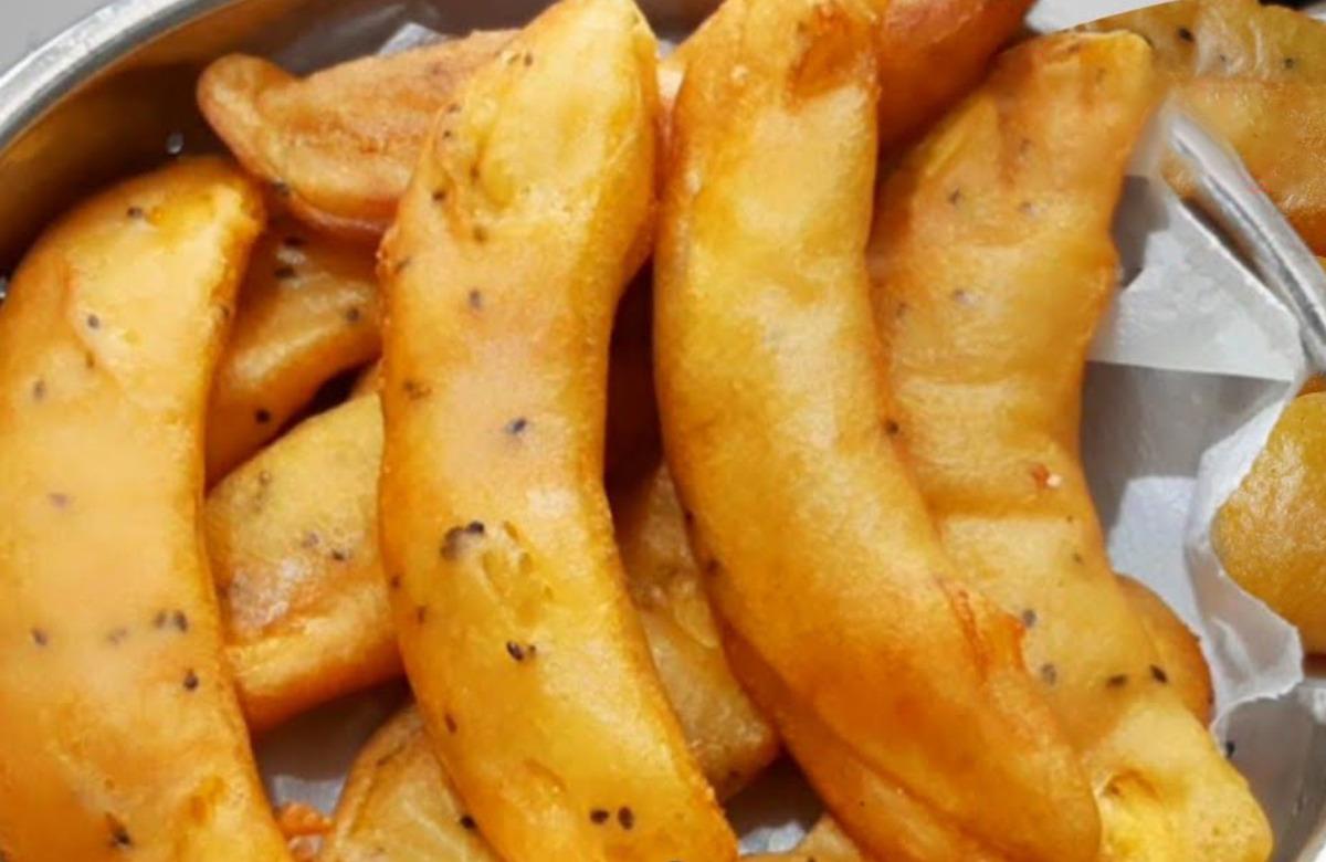 Kerala Style Easy Pazham Pori Recipe | പഴംപൊരി ഇങ്ങനെ ഉണ്ടാക്കിയാ ...